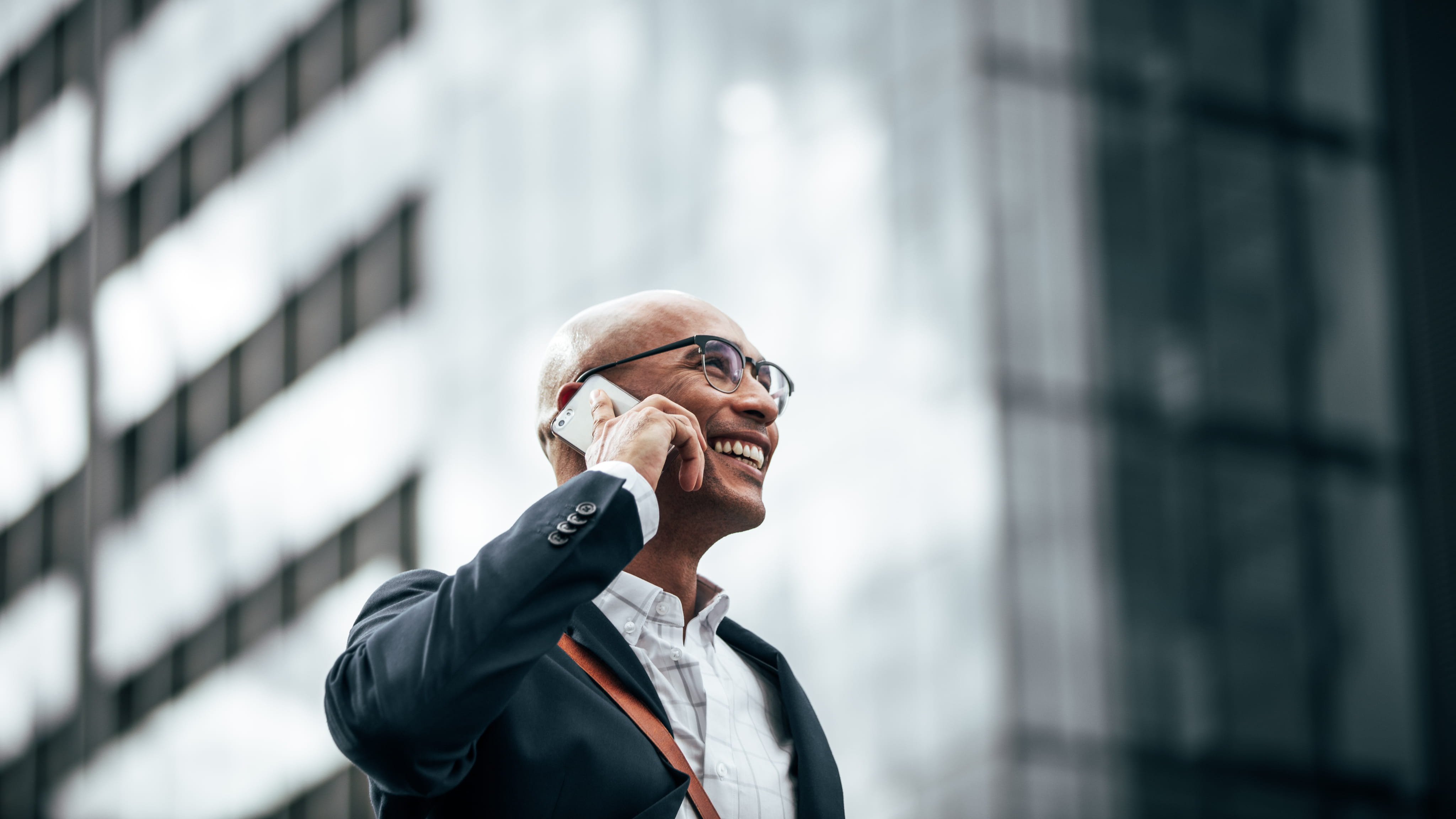 Executive search, advisory & coaching solutions | LHH